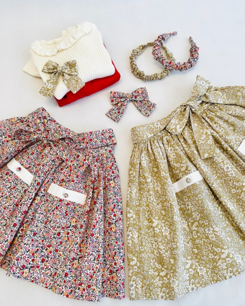 Spódniczka CLAIRE Flowers Red > MK WIOSNA